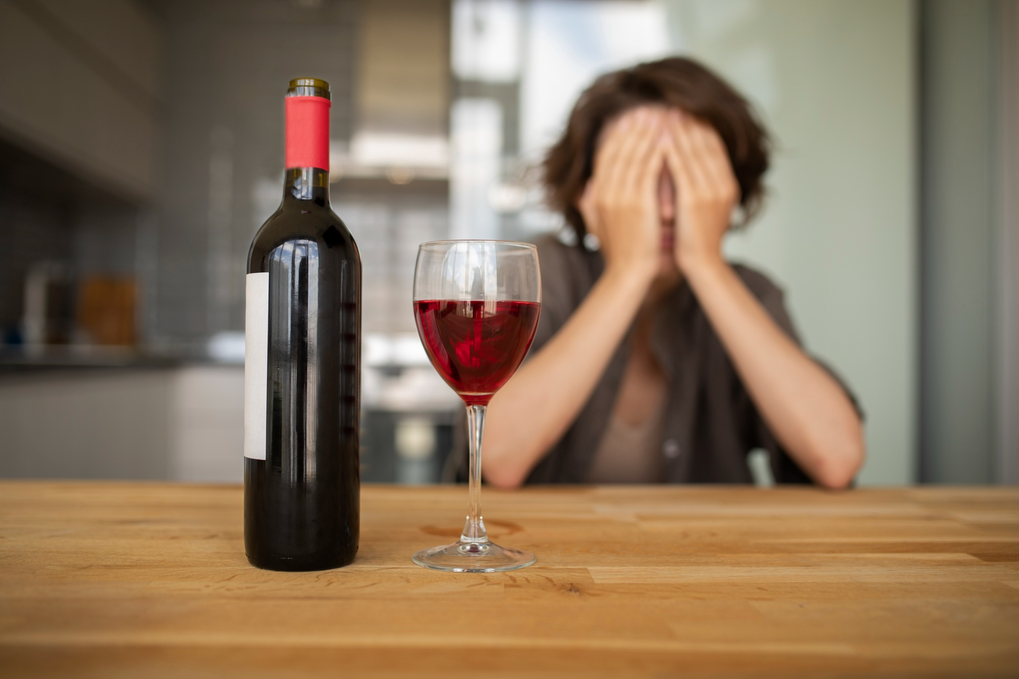 Low-Acid Wine Explained: What to Look for Before You Pour